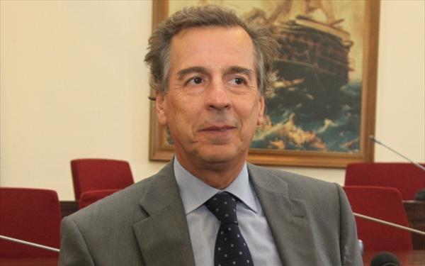 Μέσα στο αεροπλάνο της Μέρκελ κρύφτηκε ο Μιχάλης Λιάπης • Το Κουλούρι