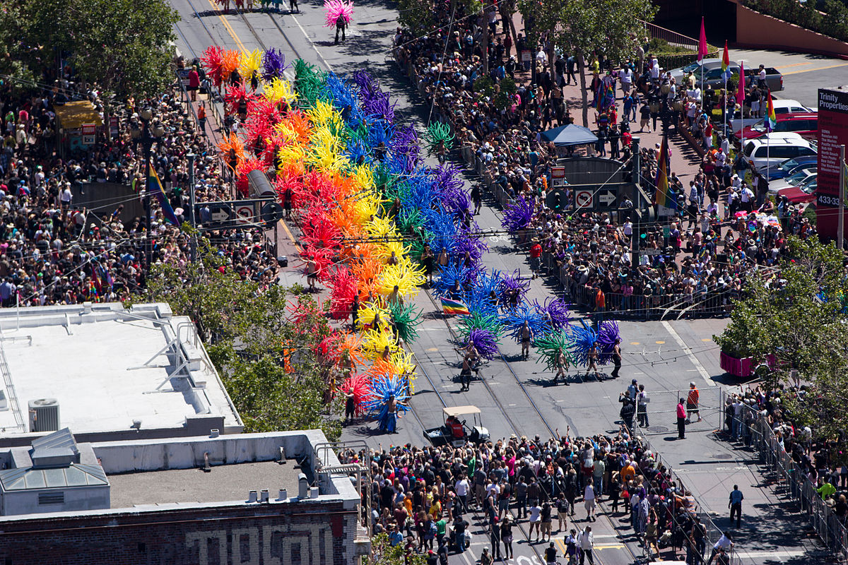 Με το gay pride θα συνδυαστεί η φετινή παρέλαση της 28ης Οκτωβρίου στη ...