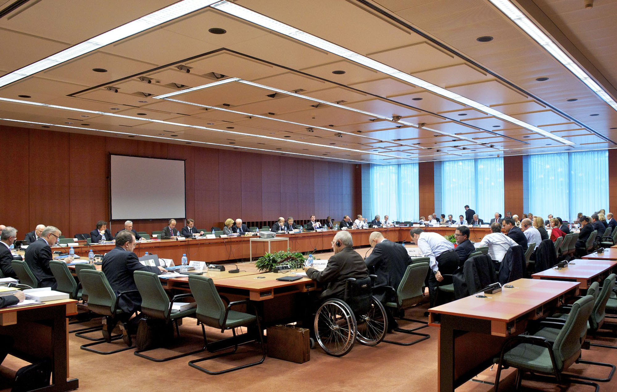 Τα καλύτερα Eurogroup σε επανάληψη θα δείχνει τον Αύγουστο η ελληνική ...