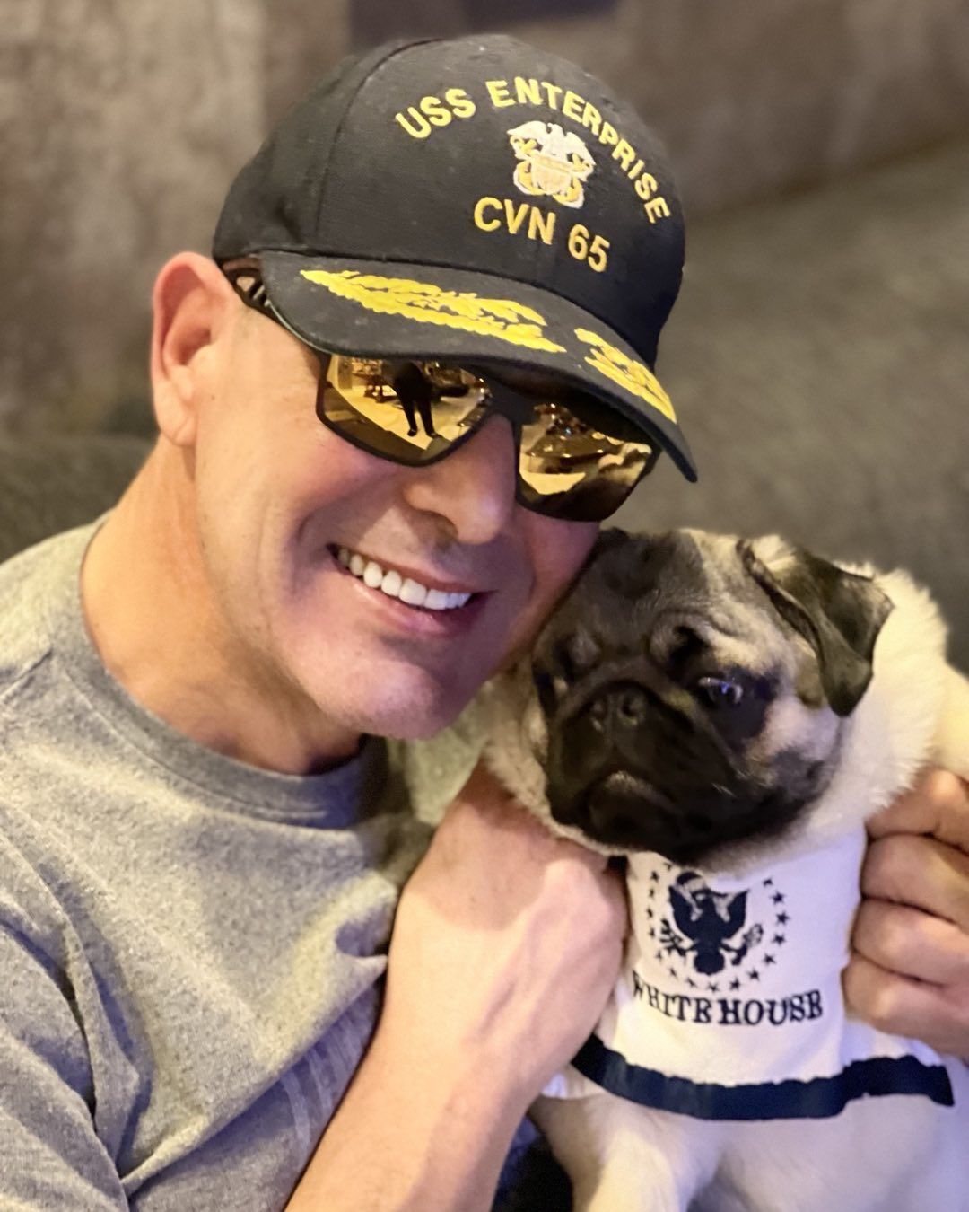 Giveaway τις στρατιωτικές του στολές θα κάνει μέσω του Instagram ο ...