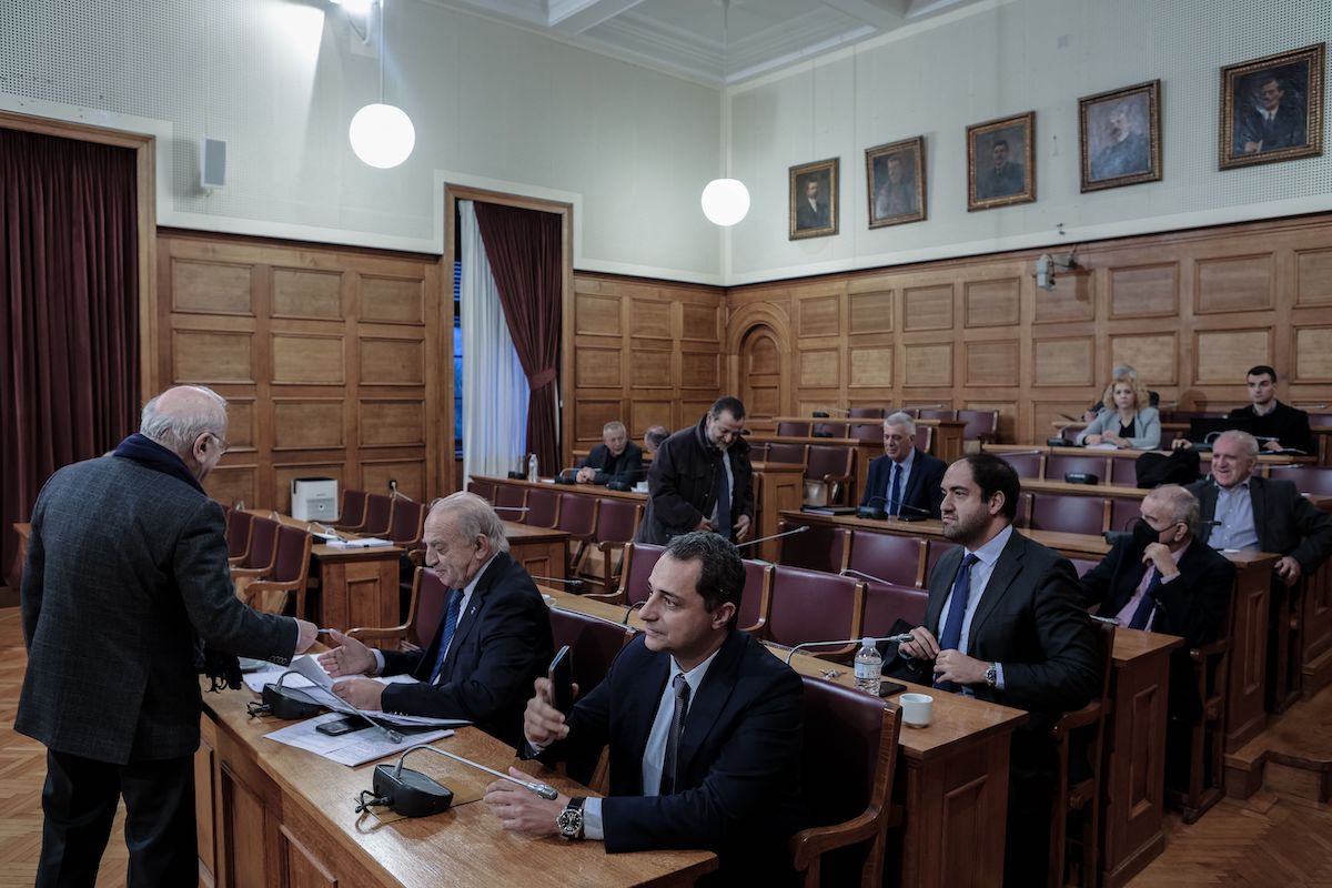 Στο καφενείο του Τηλέμαχου, Κοδριγκτώνος και Πατησίων μεταφέρονται οι ...