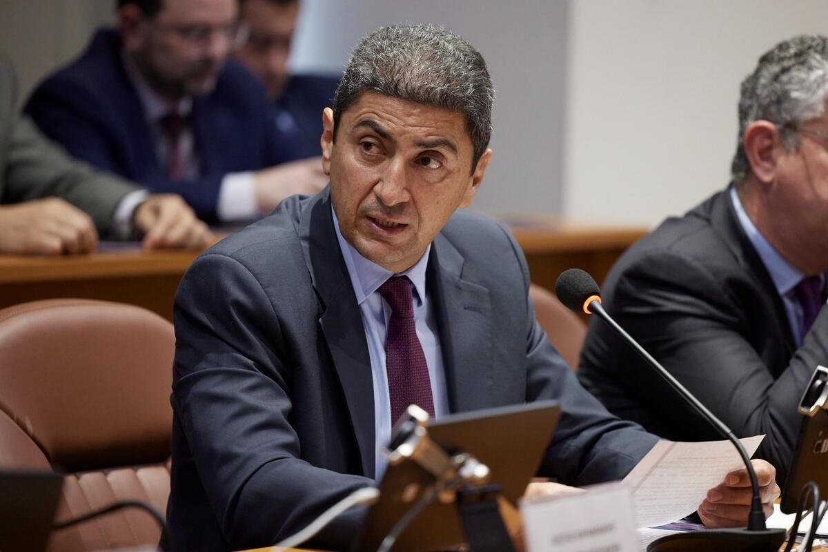 Καθυστερεί η διαγραφή του Λευτέρη Αυγενάκη, περίμενε σε λάθος πύλη ...