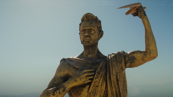 Έξαλλος με τη σειρά KAOS 45χρονος δωδεκαθεϊστής, ελπίζει ο Δίας να ...